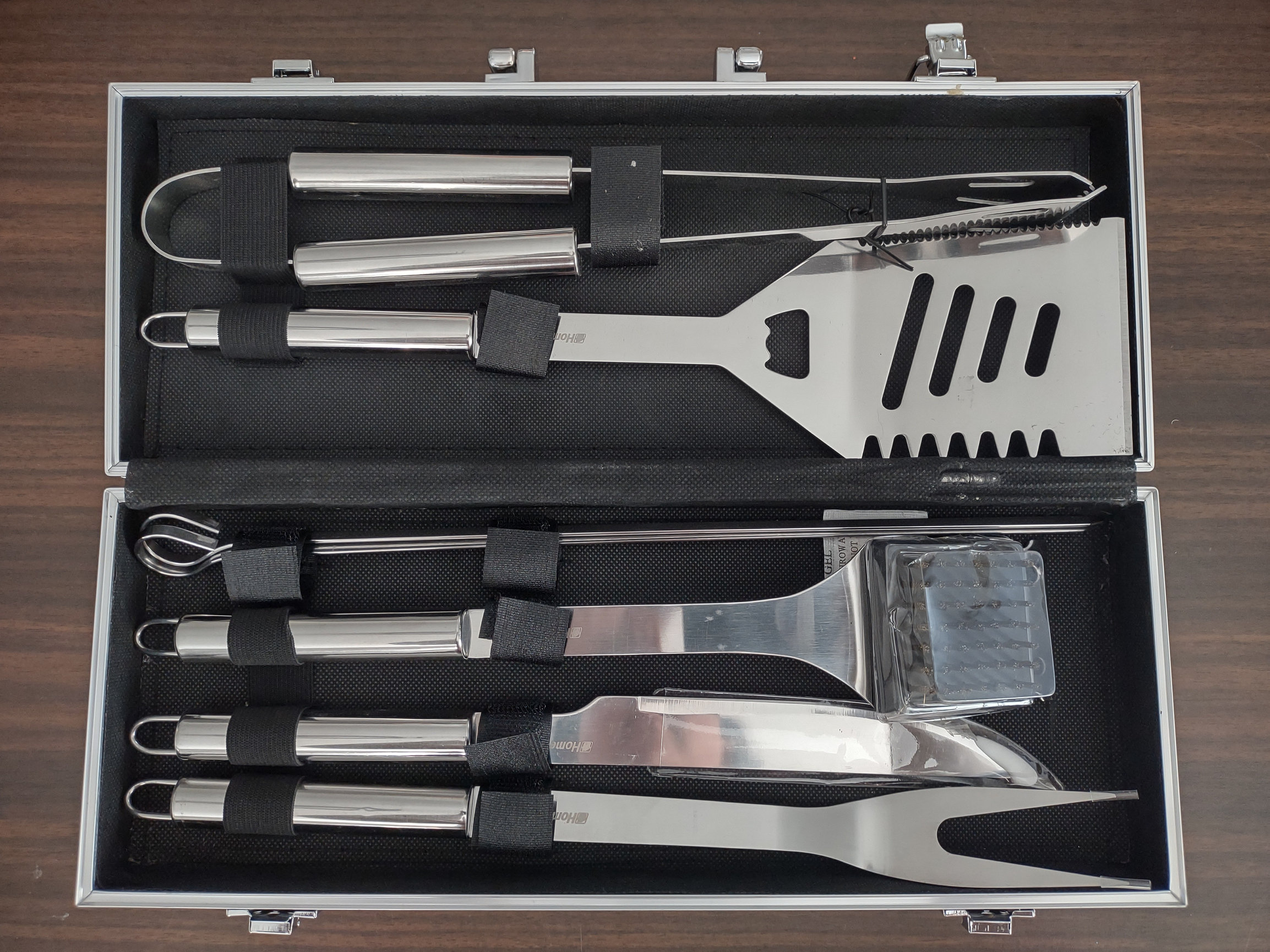 (5) Stainless Steel Grill Set w/ Aluminum Travel Case - RADD, Inc.